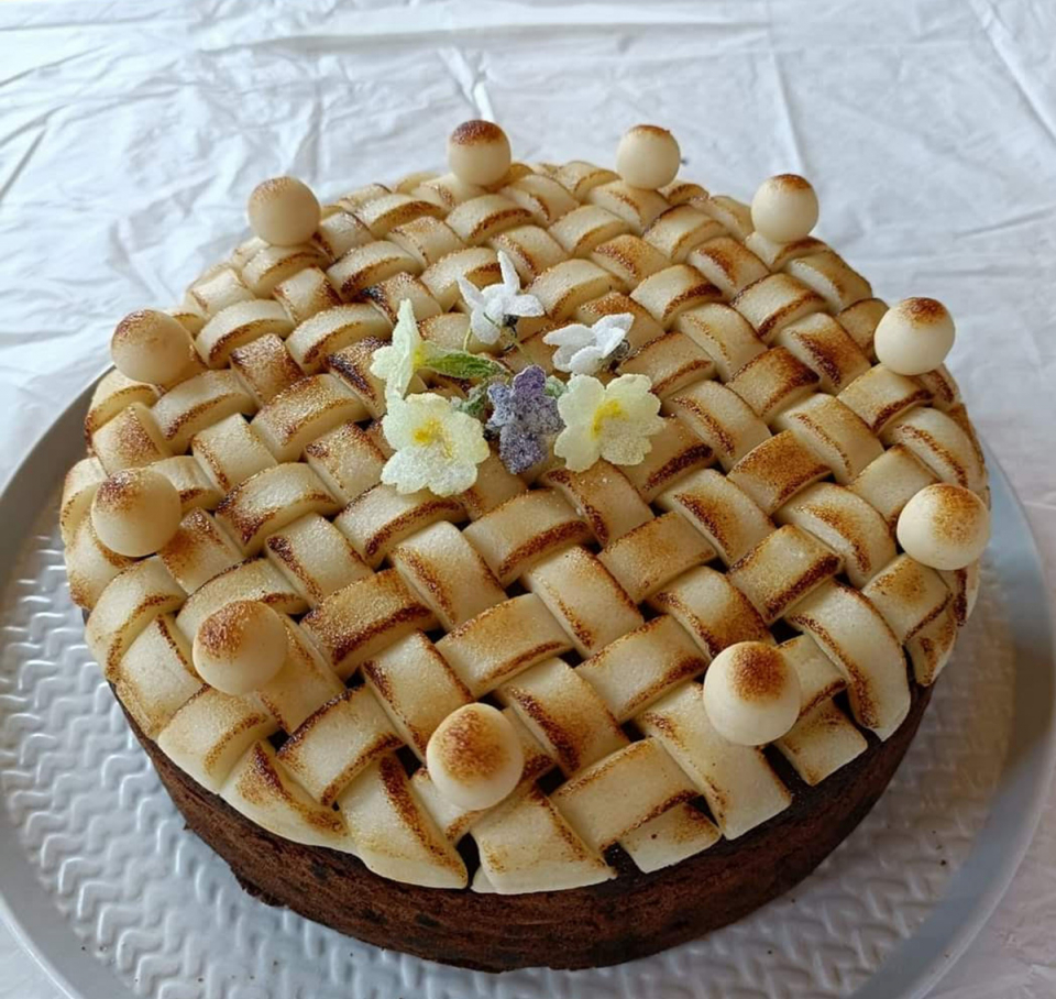 만물이 부활하고 내 입맛도 부활하고 [맛없는 나라, 맛있는 이야기]